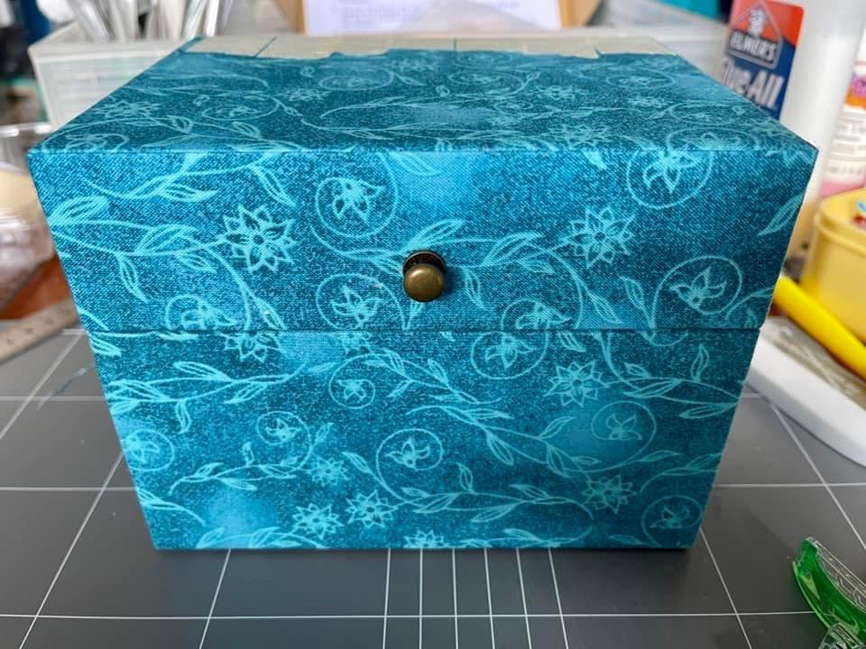 Cartonnage projects – Feather Stitching