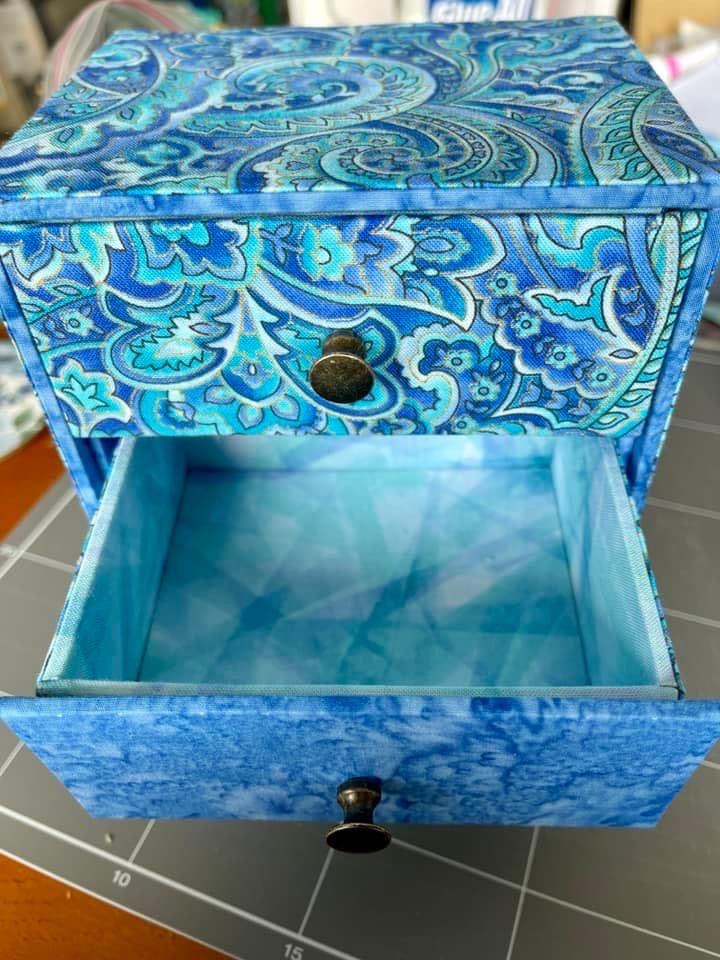 Cartonnage projects – Feather Stitching