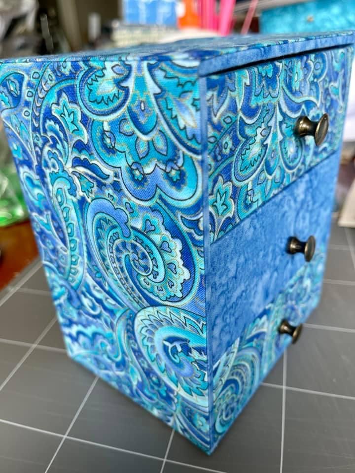 Cartonnage projects – Feather Stitching